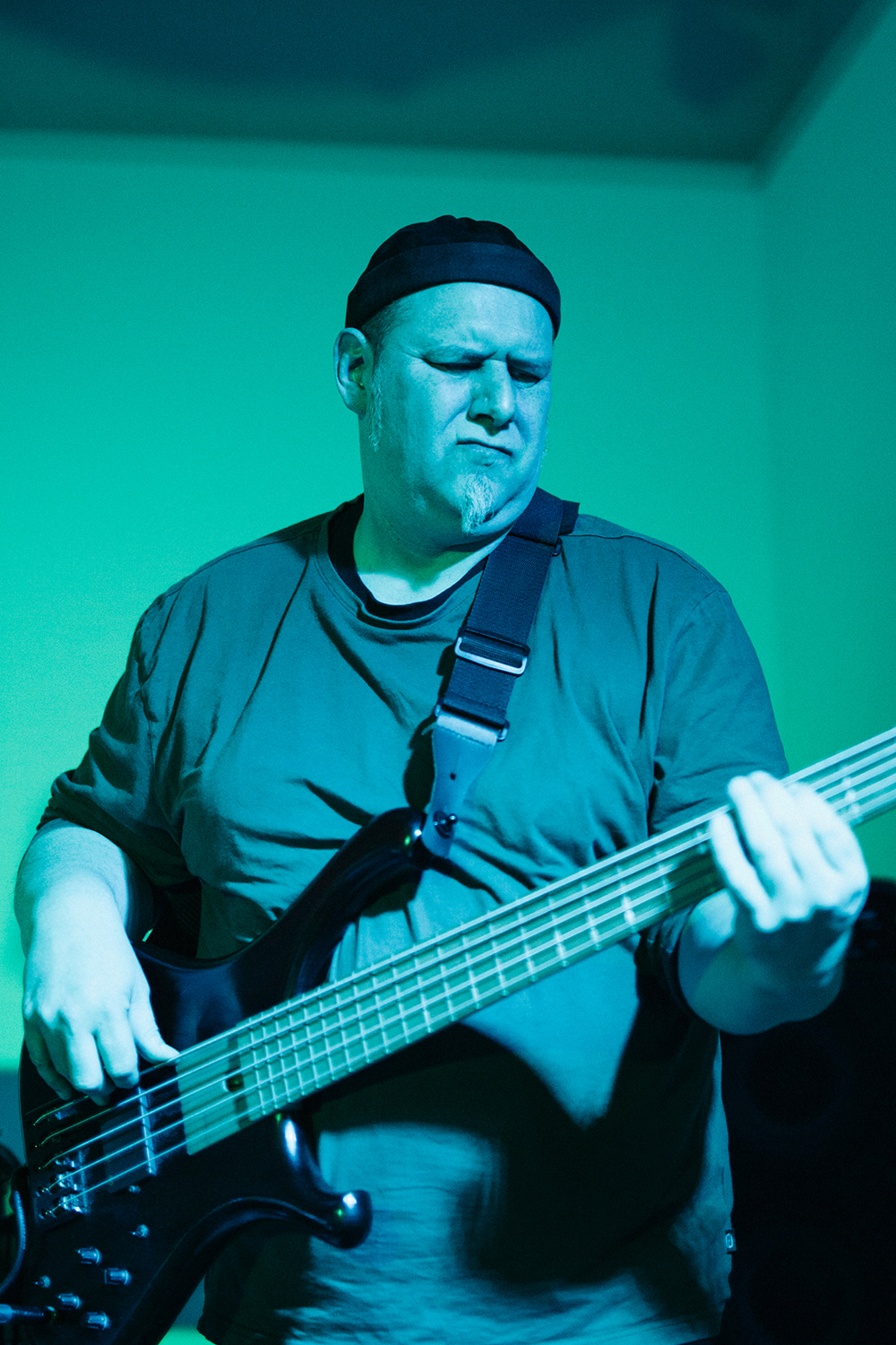 ABOUT – SONIC HEADS